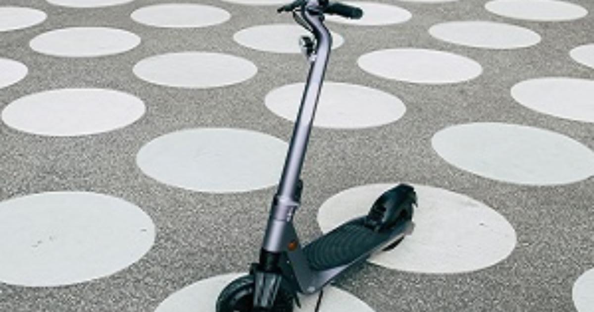 E-scooters: A guidance document for schools & parents - Leap